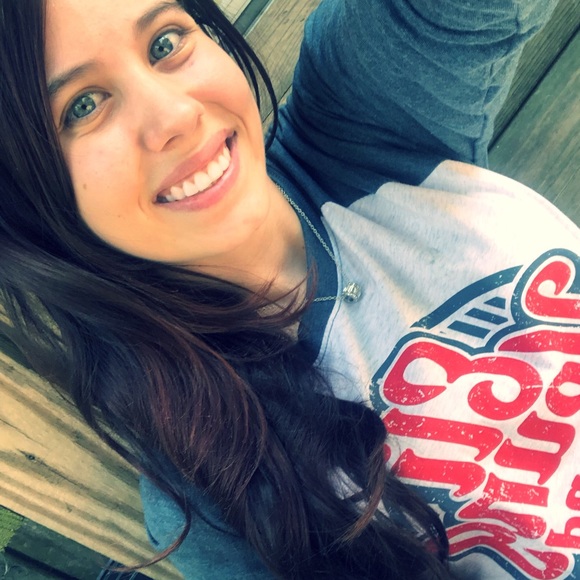 Brittney's Closet (@brittneyelston) | Poshmark